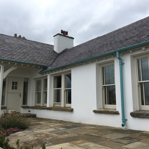 Aluminium Guttering vs Traditional Guttering: A Comprehensive Comparison